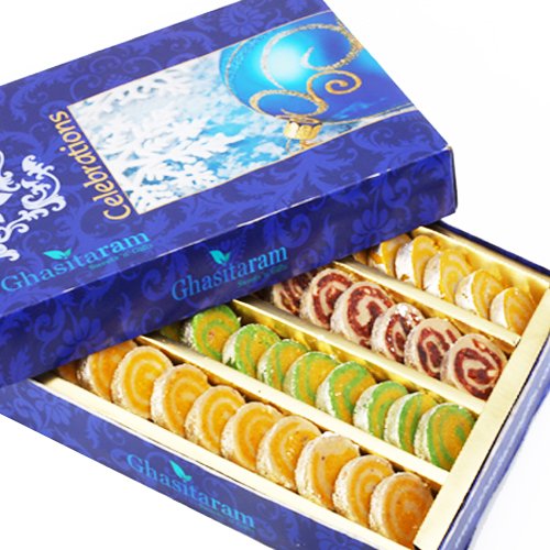 Ghasitaram Gifts Sweets Ghasitarams Assorted Moons Box 200 GMS|Sweets ...