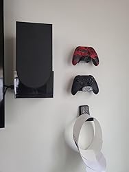 Amazon.com: TotalMount – Wall Mount for Xbox Series X – Prevents Your ...