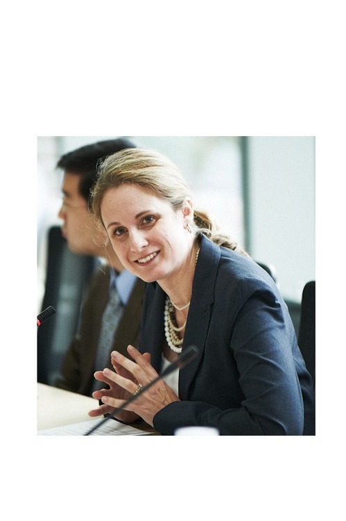 Amazon.com: Jennifer Lind: books, biography, latest update