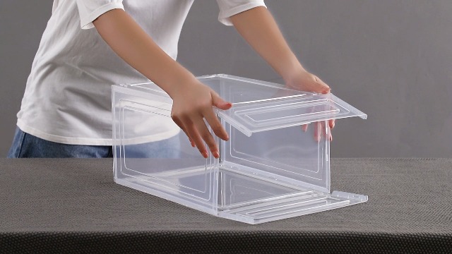 Watch Stebopum shoe box installation steps on Amazon Live