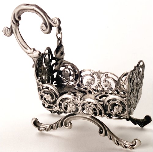 Amazon.com : Antiqued Silver Cradle : Baby Products : Baby
