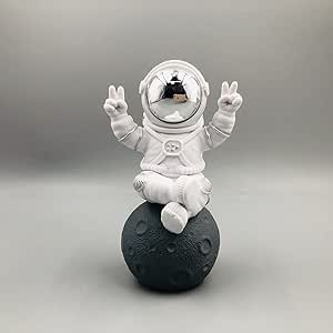 Amazon.com: Ecacon Figurine Astronaut Statue Spaceman Décor,Desktop ...