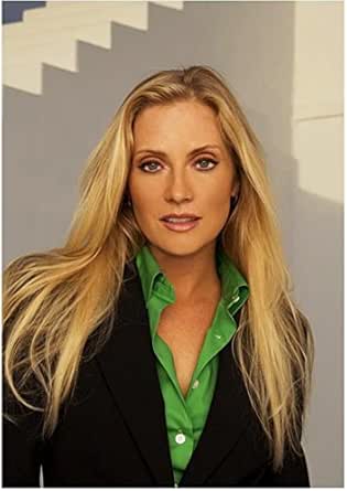 CSI: Miami Emily Procter as Calleigh Duquesne in black jacket with ...