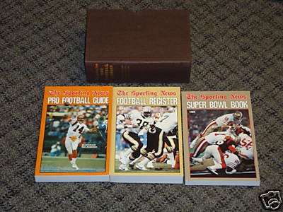 Football Library : Various: Amazon.in: Books