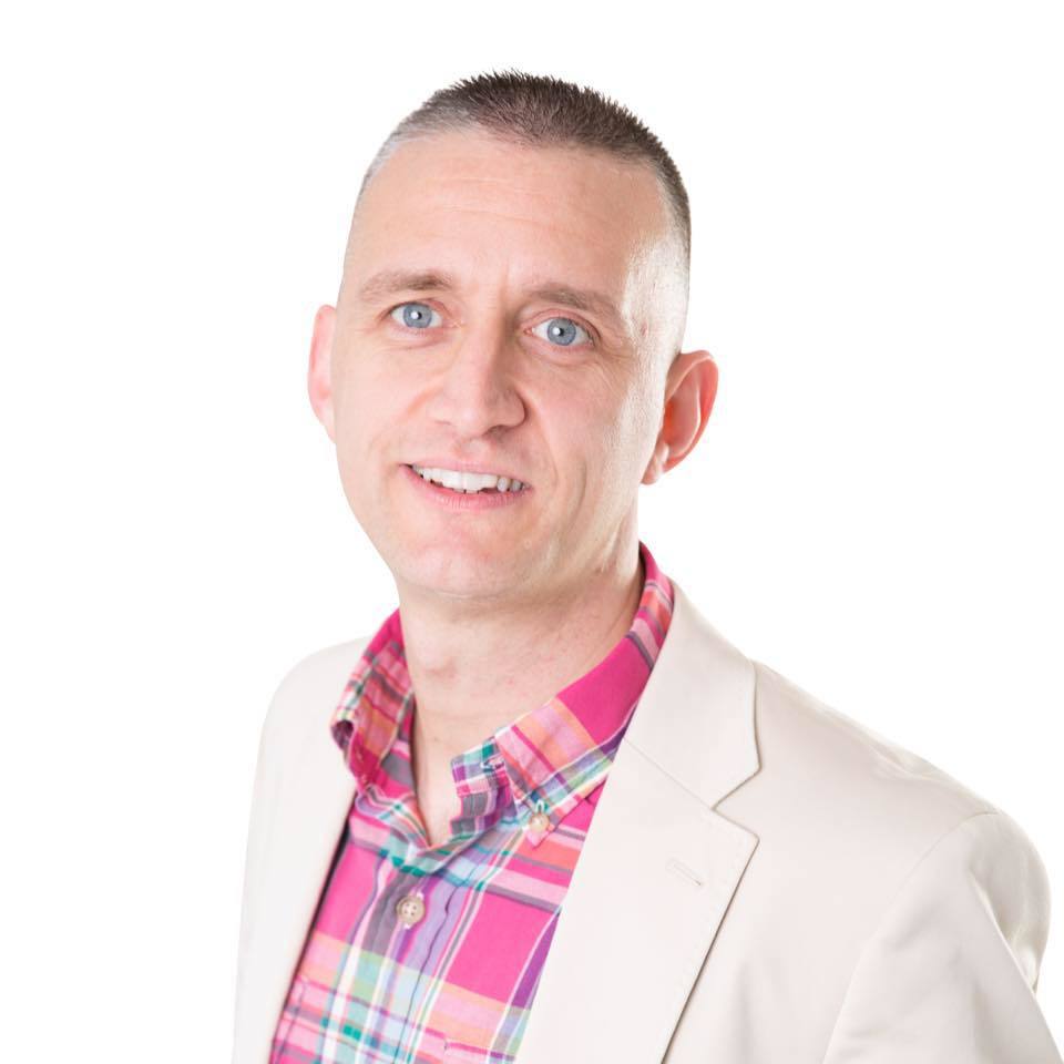 Amazon.co.uk: Gordon Burcham: books, biography, latest update