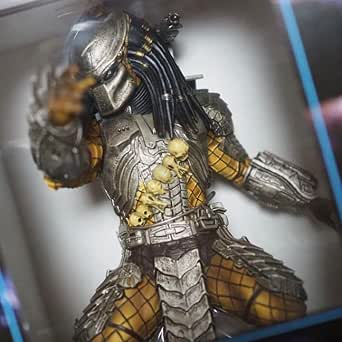 Amazon.co.jp: AVP Alien vs Predator Figurine Predator Realistic ...