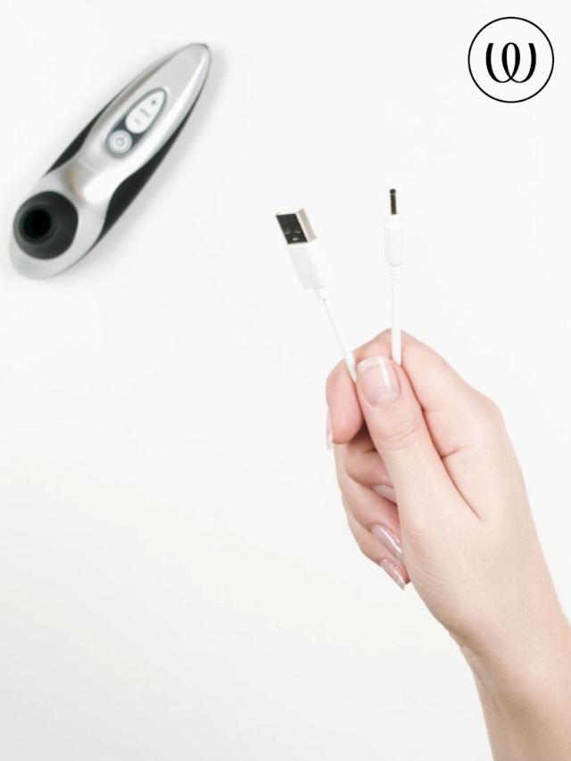 Watch Womanizer Pro 40 Black on Amazon Live