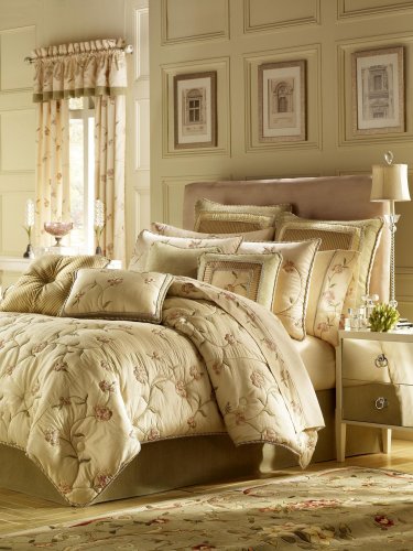 Croscill Rosebud Queen Comforter Set : Amazon.in: Home & Kitchen