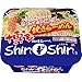 Amazon.co.jp: サンヨー食品 博多純情らーめんShinShin監修 炊き出し豚骨味焼きらーめん 133g ×12個 : 食品・飲料・お酒