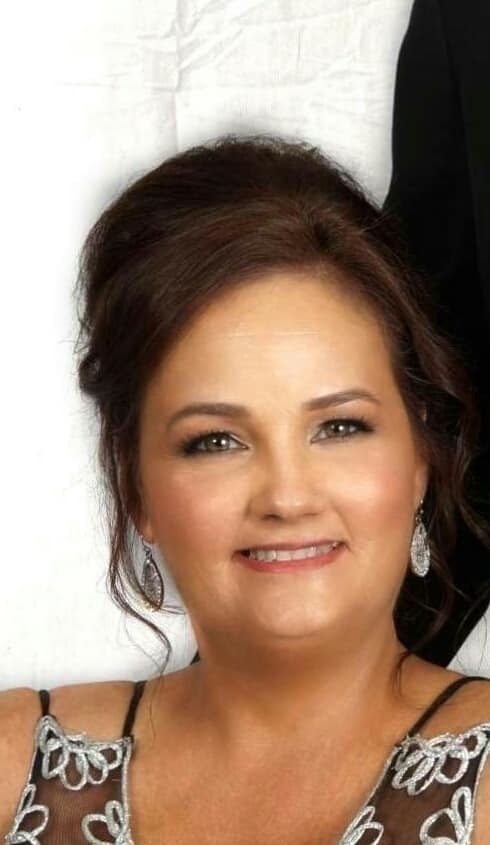 Deanna Moore's Instagram, Twitter & Facebook on IDCrawl