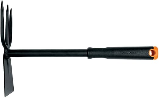 Amazon.com : Fiskars FIS3738101002 Cultivating Hoe : Patio, Lawn & Garden