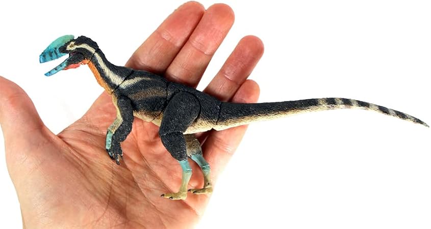 Amazon.com: Beast of The Mesozoic: Guanlong wucaii 1:18 Scale Figure ...