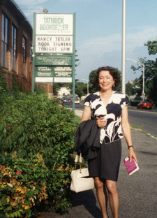 Amazon.com: Slippery Slopes and Other Deadly Things (Carrie Carlin ...