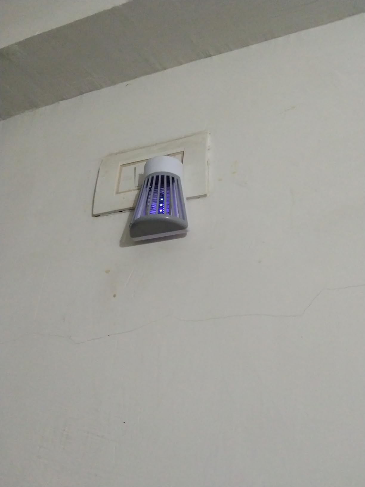 Kevalam Enterprise Electronic Mosquito Killer Machine Trap Lamp ...