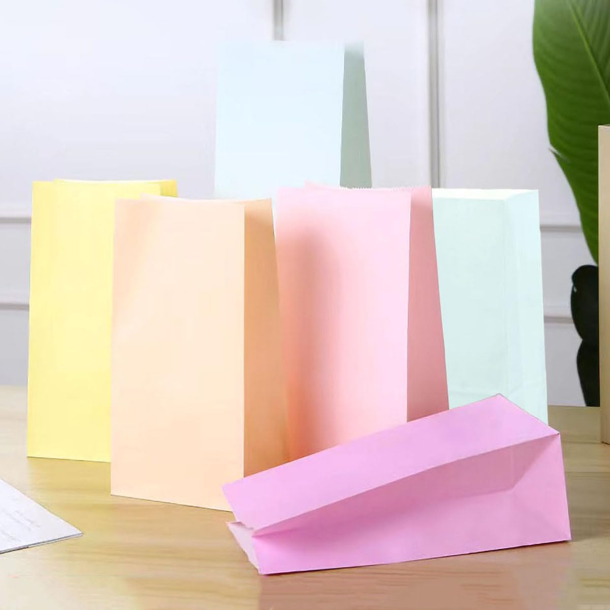 Amazon.com: 24Pcs Birthday Gift Bags Multicolor Pastel Bags Party Treat ...