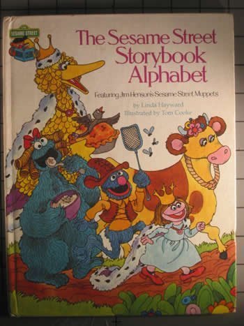 Sesame Street Storybook Alphabet: Weiss Base, Ellen: 9780307231017 ...