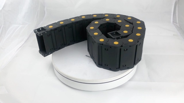 Cable Chain Drag Cable Drag Chain Open At Michael Gates Blog In Closed ...