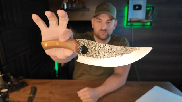Watch Matsato Knife Review on Amazon Live