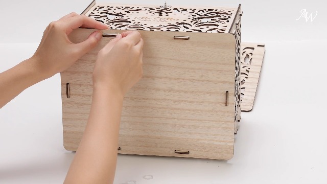 Watch How to assemble the wedding card box? on Amazon Live