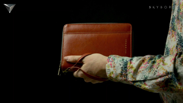 Watch Skyborne iTravel Wallet 2.0 | Leather Passport Travel Folio on ...