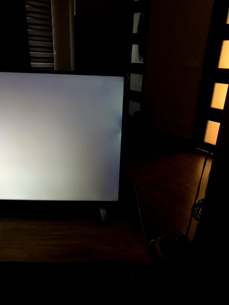 AmazonBasics 108 cm (43 inches) 4K Ultra HD Smart LED Fire TV AB43U20PS ...