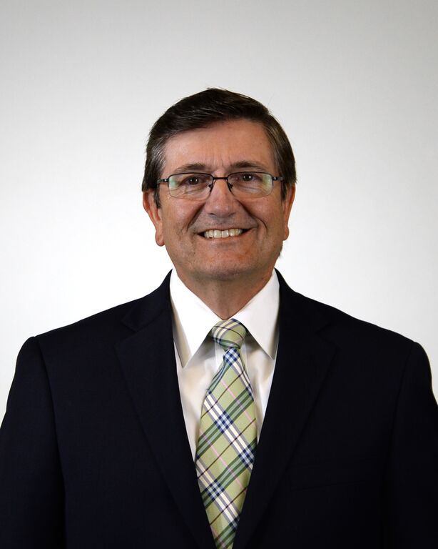 Amazon.com: Curt J. Howes: books, biography, latest update