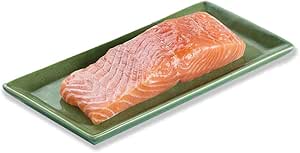 FreshToHome Farmed Fresh Atlantic Salmon Fillet 250g (UAE) : Amazon.ae ...