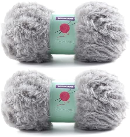 Amazon.com: 2 Skeins Faux Fur Yarn-Soft Fluffy Yarn for Crocheting ...