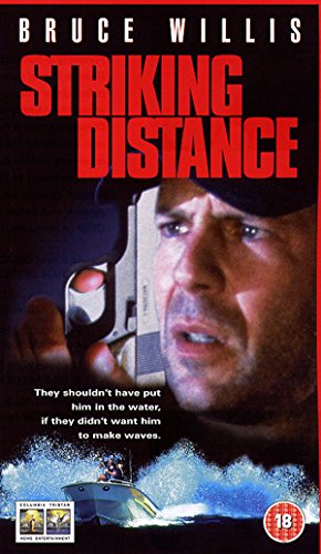 Striking Distance [VHS]: Amazon.de: Elektronik & Foto
