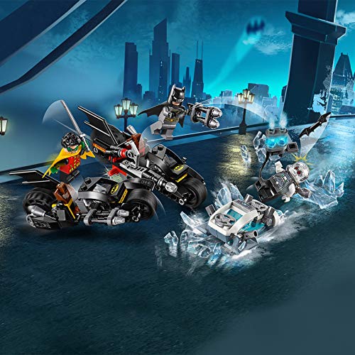 LEGO 76118 DC Mr. Freeze Batcycle Battle 2 in1 Bike Set, Batman and ...