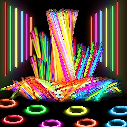 Top 10 Glow Sticks For Glowstringing of 2022 - Katynel