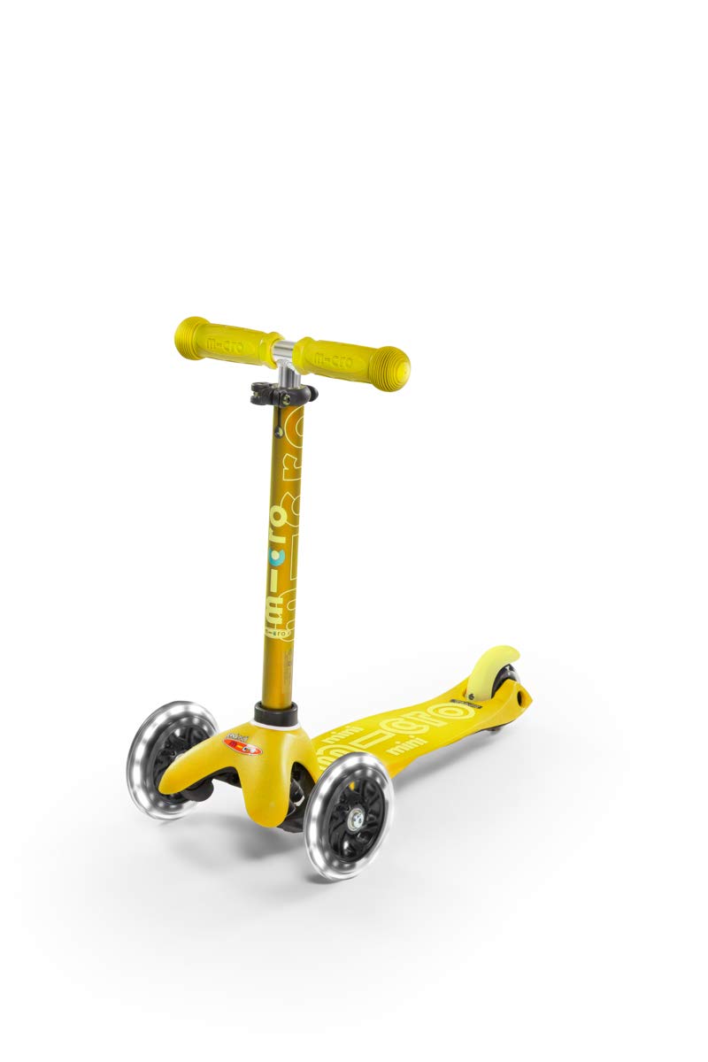 Snapklik.com : Micro Kickboard - Mini Deluxe LED - Three Wheeled, Lean ...