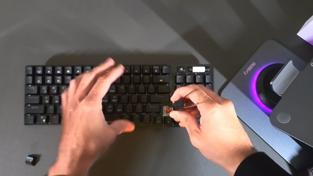 Watch Royal Kludge RK96 Mechanical Keyboard& Key & Switch Removal on ...