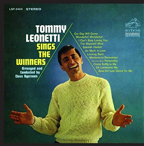 Amazon.com: Sings the Winners: CDs & Vinyl