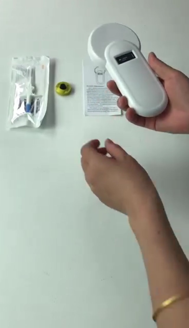 Watch microchip scanner work on Amazon Live