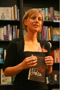 Amazon.co.uk: Lucy Christopher: books, biography, latest update