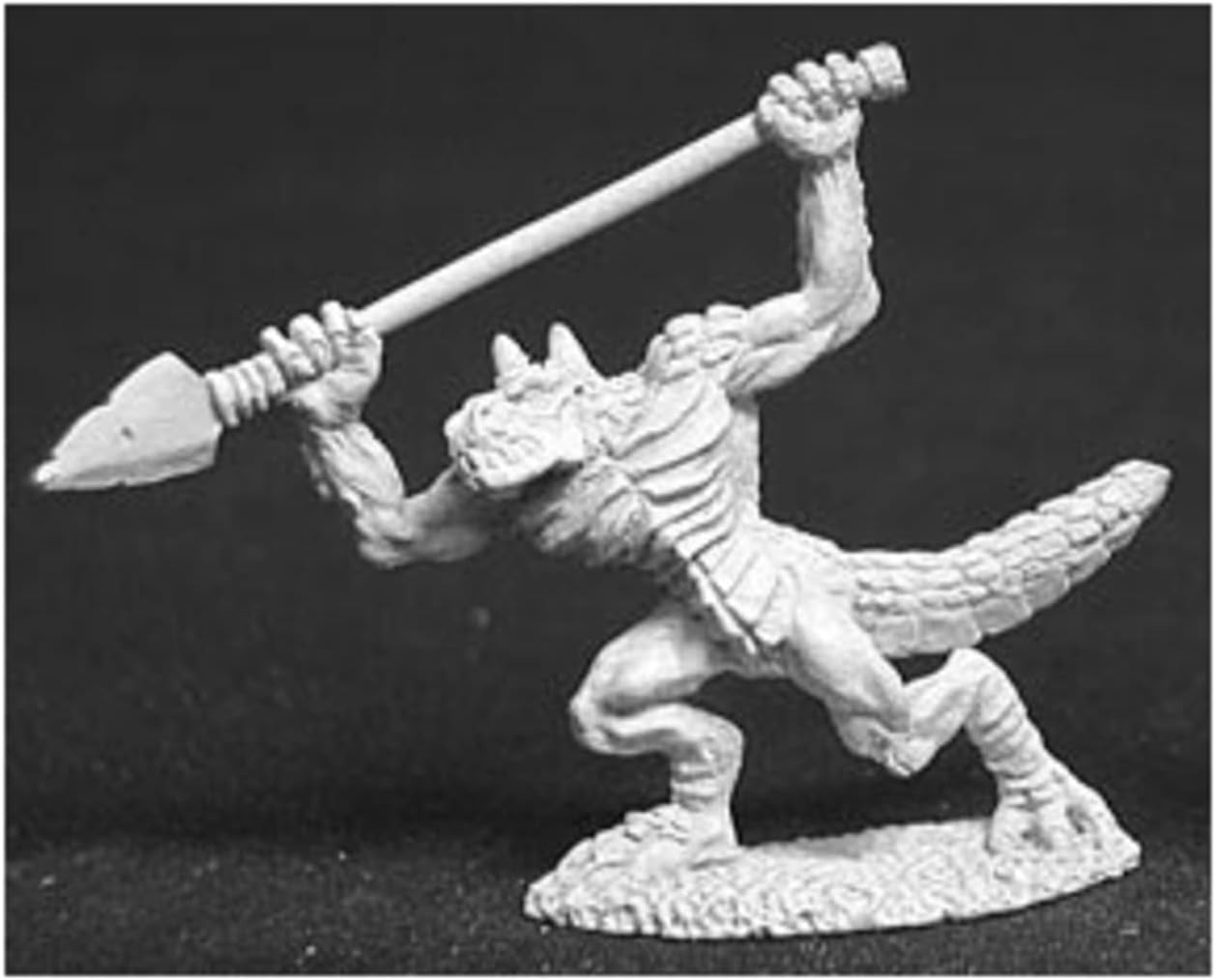 Amazon.com: Reaper Miniatures Lizard Man #02315 Dark Heaven Legends ...
