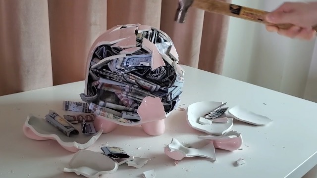 Watch Break ,Piggy Bank on Amazon Live