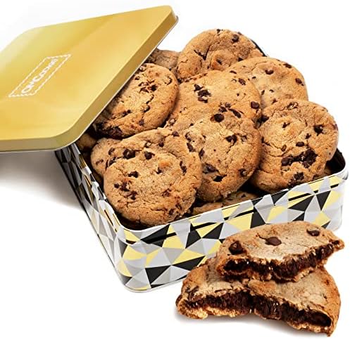 Amazon.com: Chocolate Chip Cookies Gift Basket 1.5 LB Gourmet Tin Fudge ...