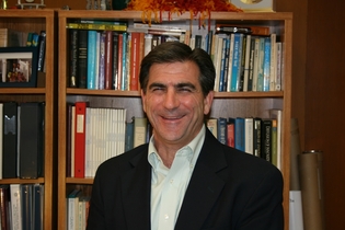 Amazon.com: Thomas W. Valente: books, biography, latest update