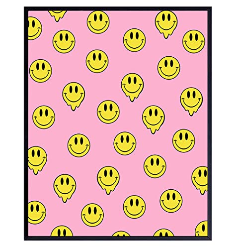 Amazon.com: Indie Smiley Face Wall Art & Decor - Aesthetics Room Decor ...