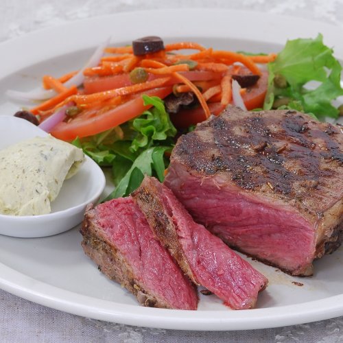Amazon.com: Australian Wagyu Beef NY Strip Filet Steak, Center Cut, MS5 ...