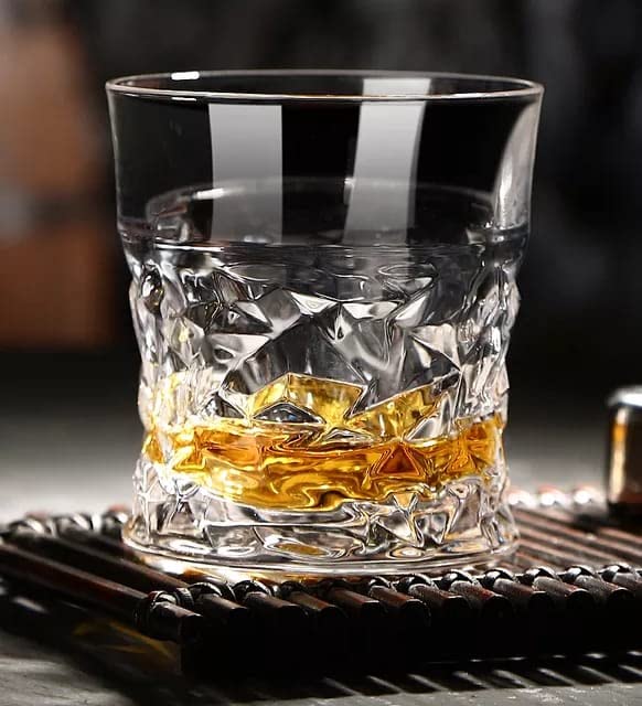 PrimeWorld Diamond Cut Round Whisky Glass-300ml Set of 2pieces Crystal ...