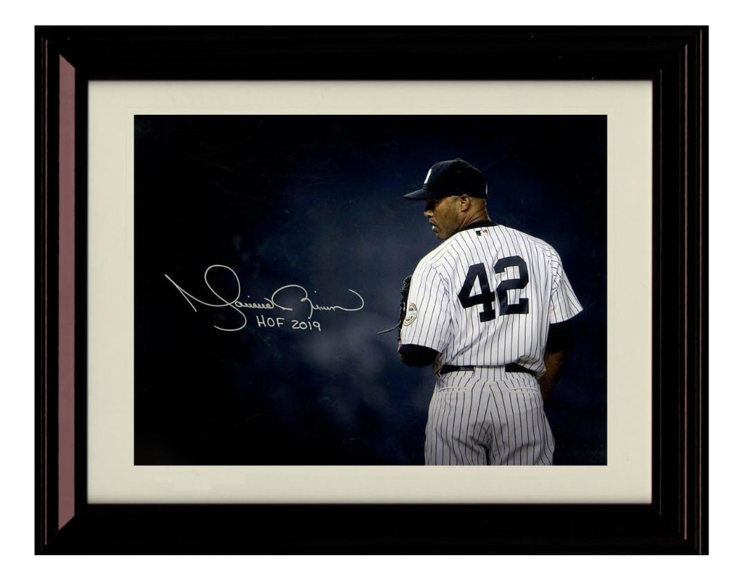 Amazon.com: Mariano Rivera - Legend - Autograph Replica Print - Framed ...