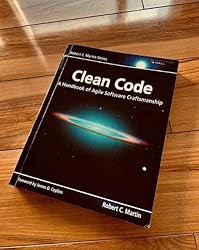 Clean Code: A Handbook of Agile Software Craftsmanship (Robert C ...