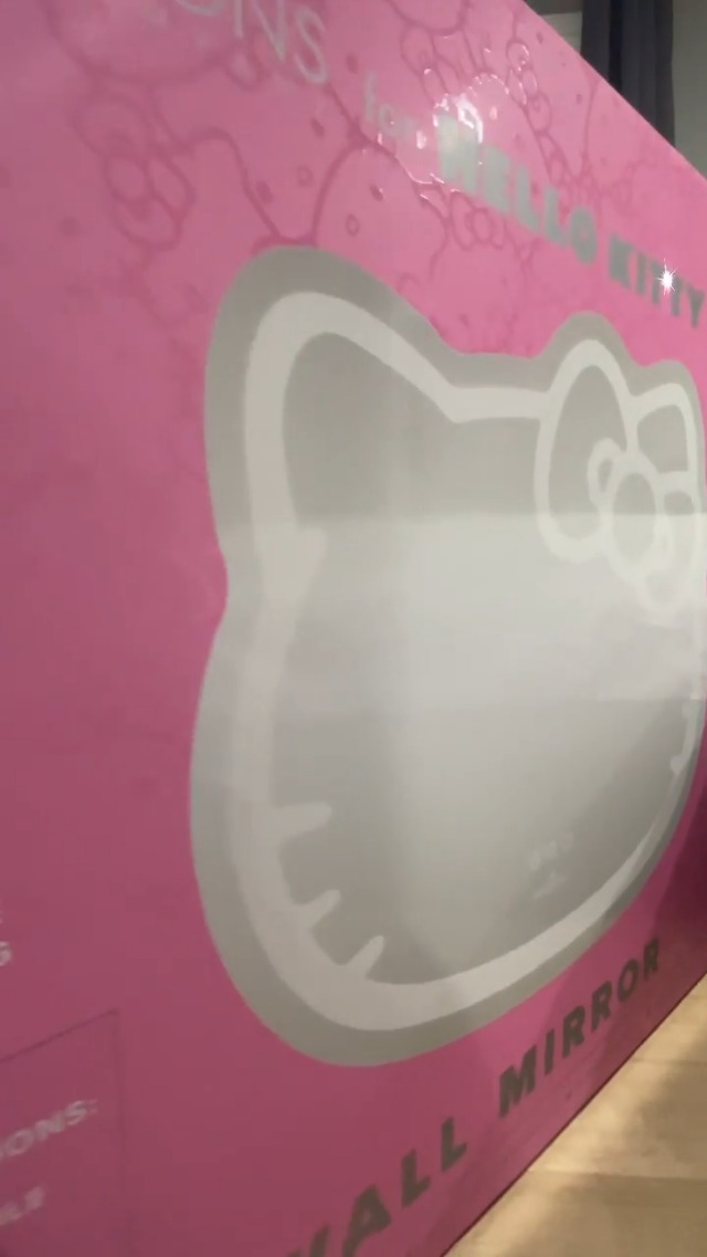 Watch Hello Kitty Smart Wifi LED Wall Mirror on Amazon Live
