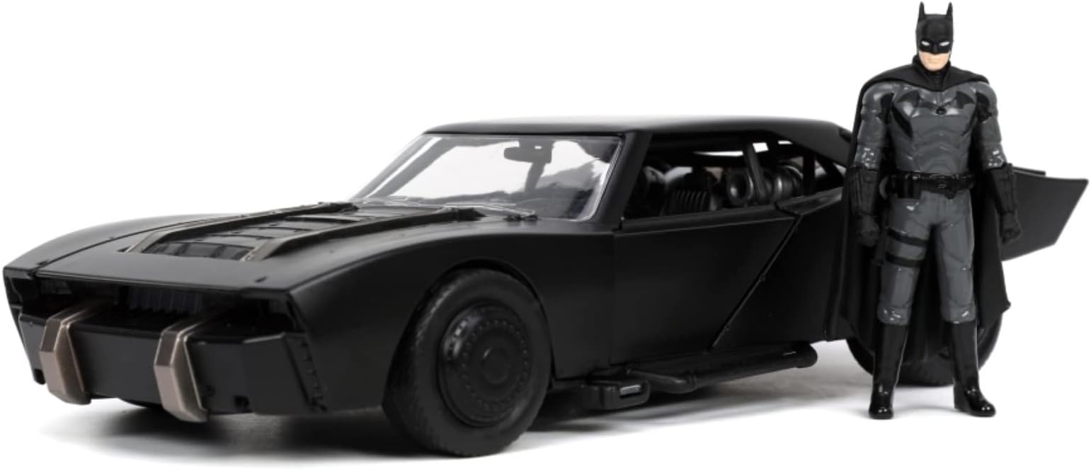 Amazon.com: 1966 Classic TV Series Batmobile 1:24 Die-Cast Car with 2. ...