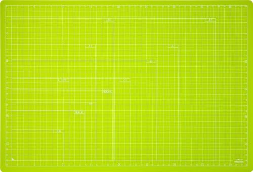 Amazon | ナカバヤシ カッターマット 折りたたみカッティングマット A3 グリーン CTMO-A3G | カッターマット | 文房具・オフィス用品