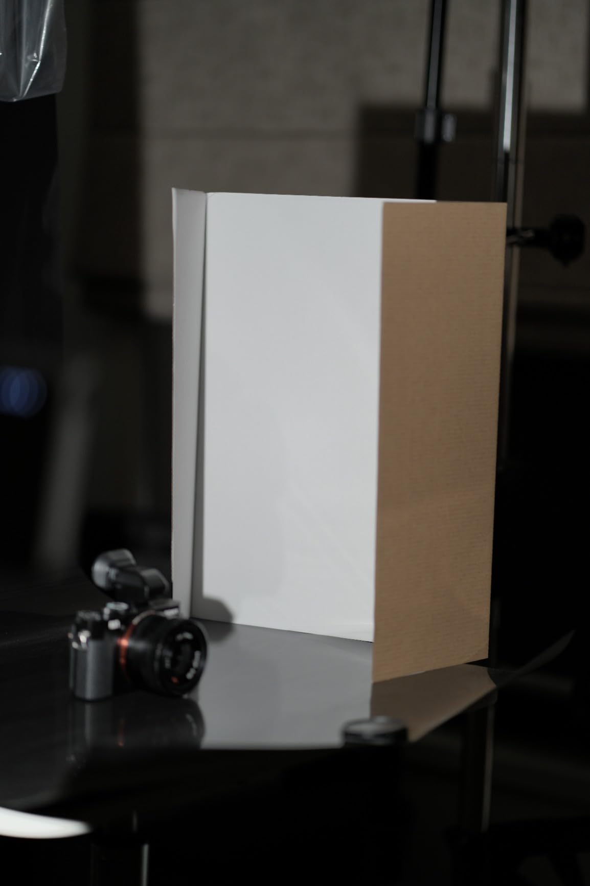 Large Tri-Fold Presentation Board - 24" x 16" Portable Corrugated ...