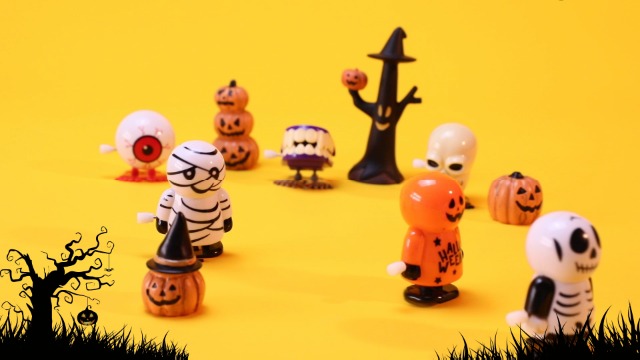 Watch Happy Halloween 12 PCS Wind Up Toys on Amazon Live